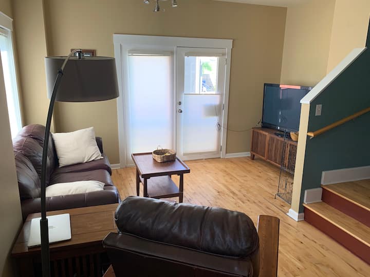 West Asheville Town Home For Simple Living - Asheville, NC