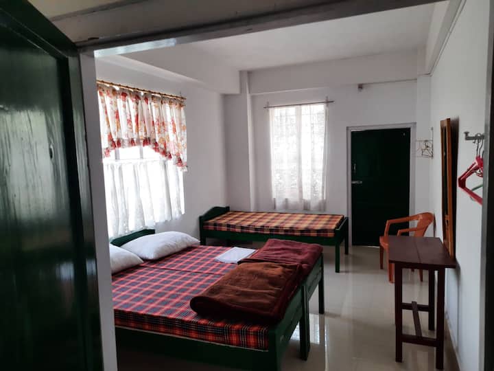 Mdv Family Flat 1 - Shillong