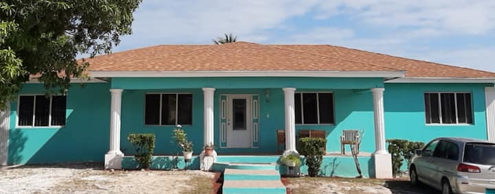 Eastwood Escape - Nassau