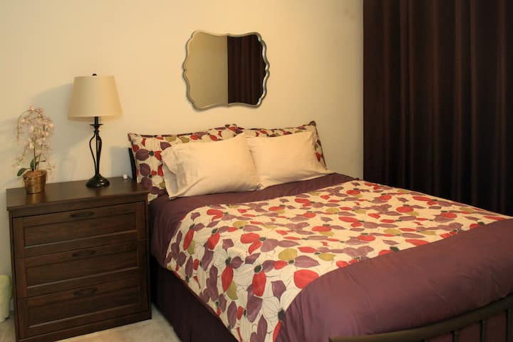 Practically Perfect Home Away From Home (Flower) - Roswell, GA