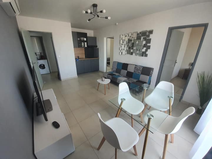 Appartement T 4 De 54 M² à Côté De La Mer à Pieds - Canet-en-Roussillon