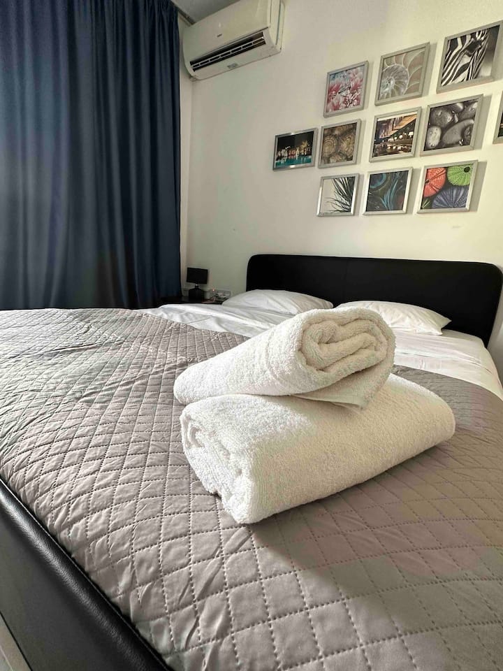 Cozy Studio In City Center, 5min Walk To The Beach - Larnaca