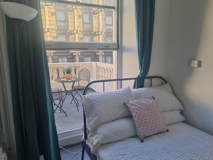 Small Studio Big Terrace - Estación de Paddington - Londres