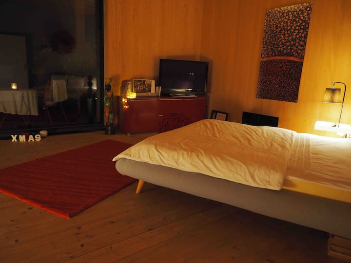 @Magicplace&pool- Red Room - Interlaken