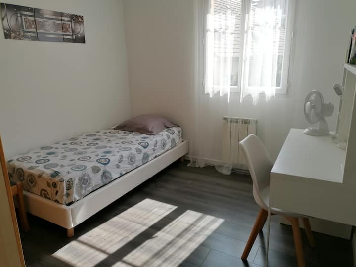 Chambre Privée (Maison) Proche Rer B Le Bourget - La Courneuve
