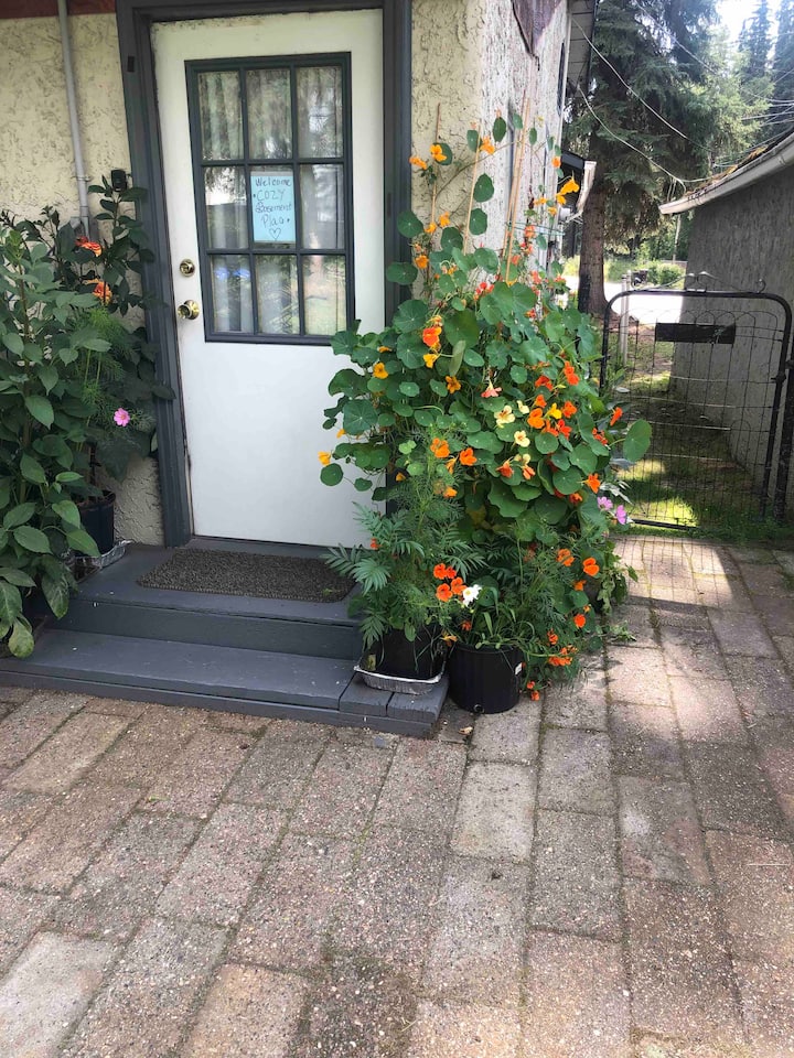 Cozy Basement Place (Sleep 2-3) - Fairbanks, AK