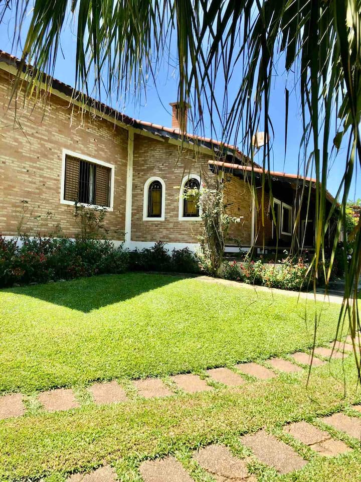 Casa De Campo, Com Piscina, Churrasqueira E Quadra - Atibaia