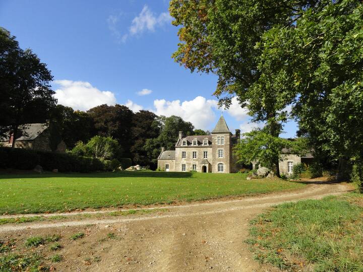Château Ville Voisin - Hortensia Sleeps 3 - Ploërmel