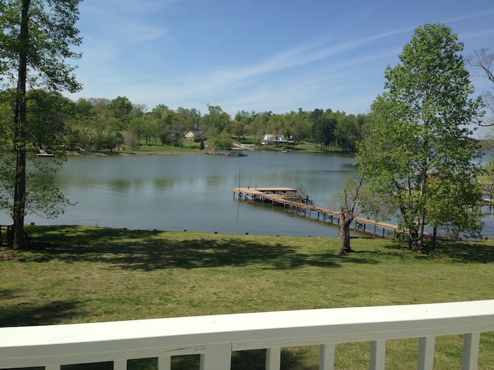 Escape To The Lake: Spacious Home-relax-rejuvenate - Harrison Bay State Park, Harrison
