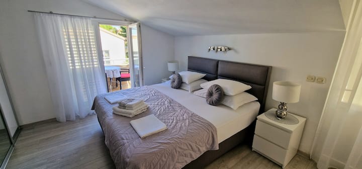 Studio Apartment - Promajna
