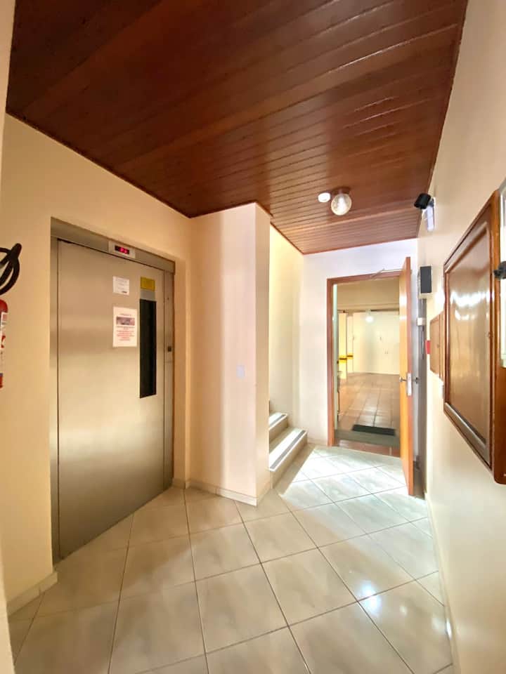 Apartamento Centro, Junto A Praça Boianovski - Capão da Canoa