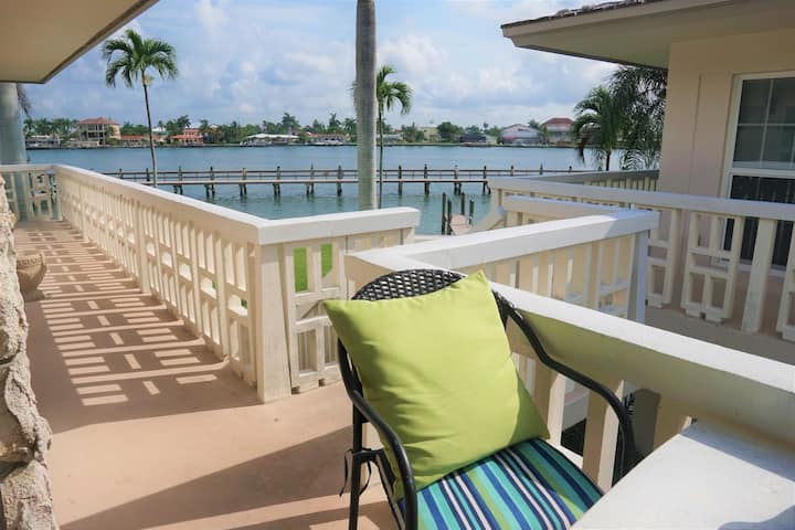 Beautiful Water View Unit On The Marco River - Marco Island, FL