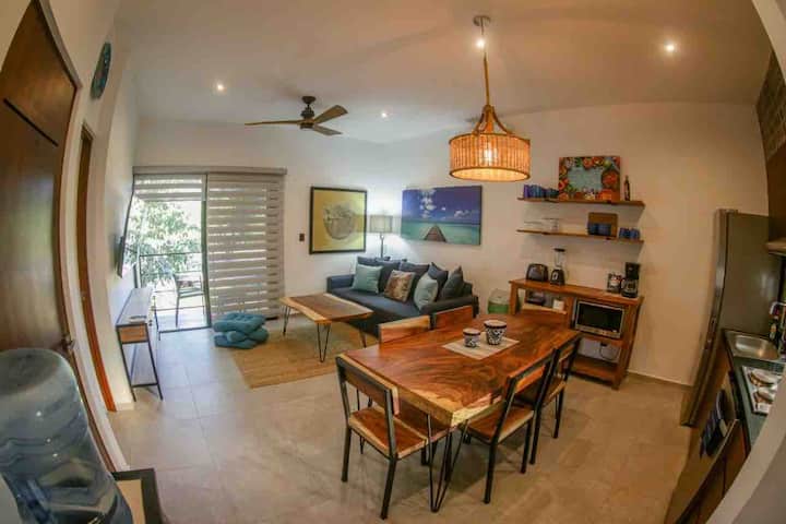 Elegant 1-bedroom Retreat W/rooftop Oasis & Pool - Bacalar