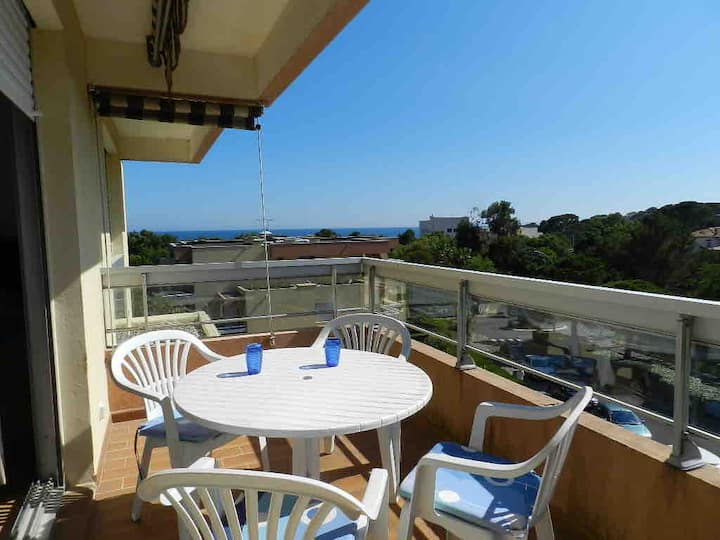 Joli Studio Côte D‘azur Boulouris, Vue Mer! - Saint-Raphaël