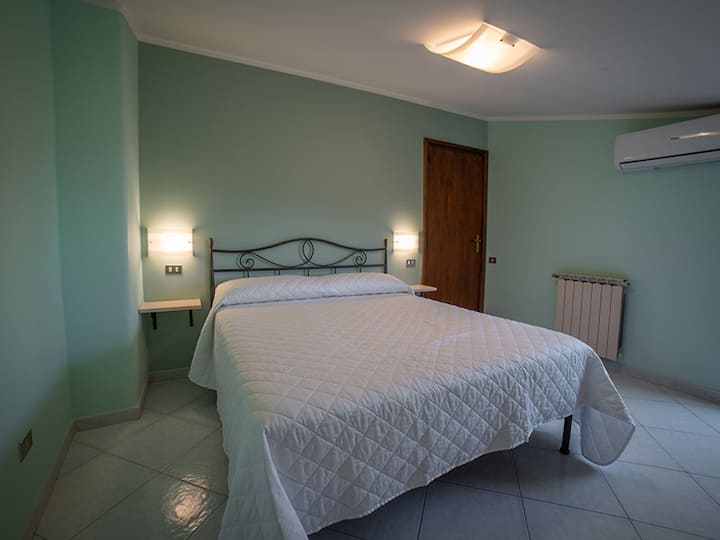 B&b Oikos - Quadrupla 'Monte Bulgheria' - Camerota