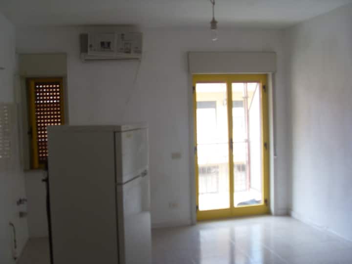 Bilocale Zona Nord Di Messina - Messina