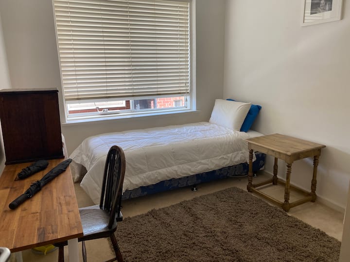 Close To Train, Tram, Gym, Parks, Share House - Melbourne