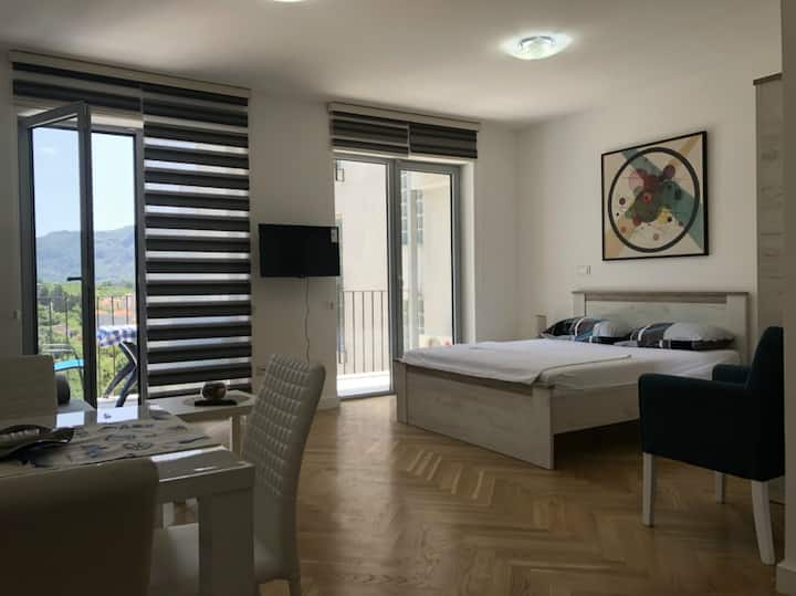 Bonazza Apartment - Kotor