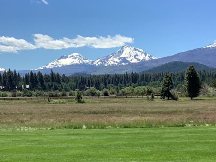 Spectacular Views And Superb Location - Black Butte Ranch, OR