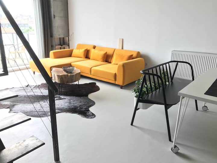 Loft Apartment With Industrial Design| City Center - Cluj-Napoca