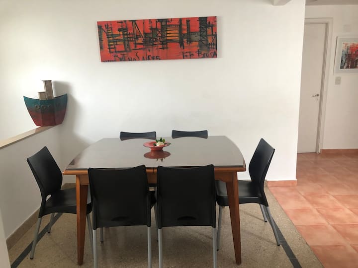 Spacious And Luminous Home- Downtown - La Plata