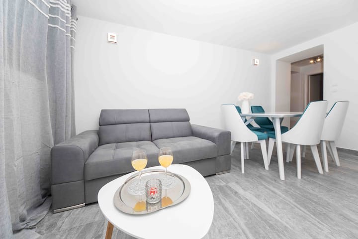 Apartman Luminosa In City Center - Split