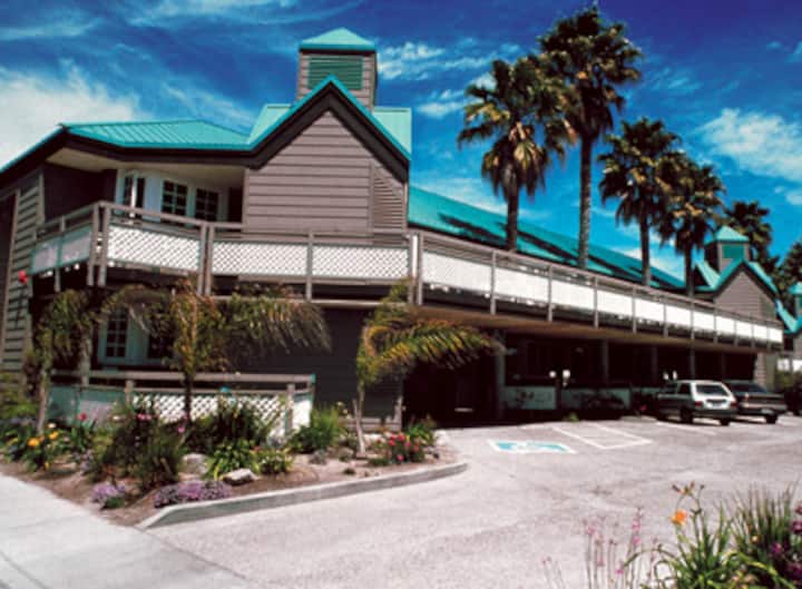 Awesome Pismo Beach Condo - 3 Min. Walk To Beach! - Avila Beach, CA