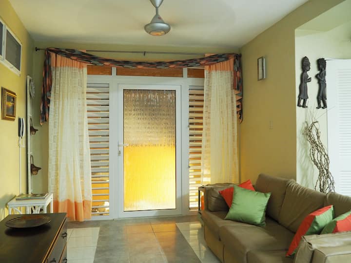 Kingston Vacation Rentals | House and Villa Rentals | Airbnb