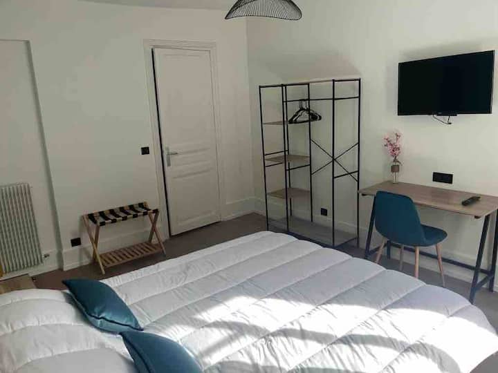 "L'authentique Batignolles" - Paris