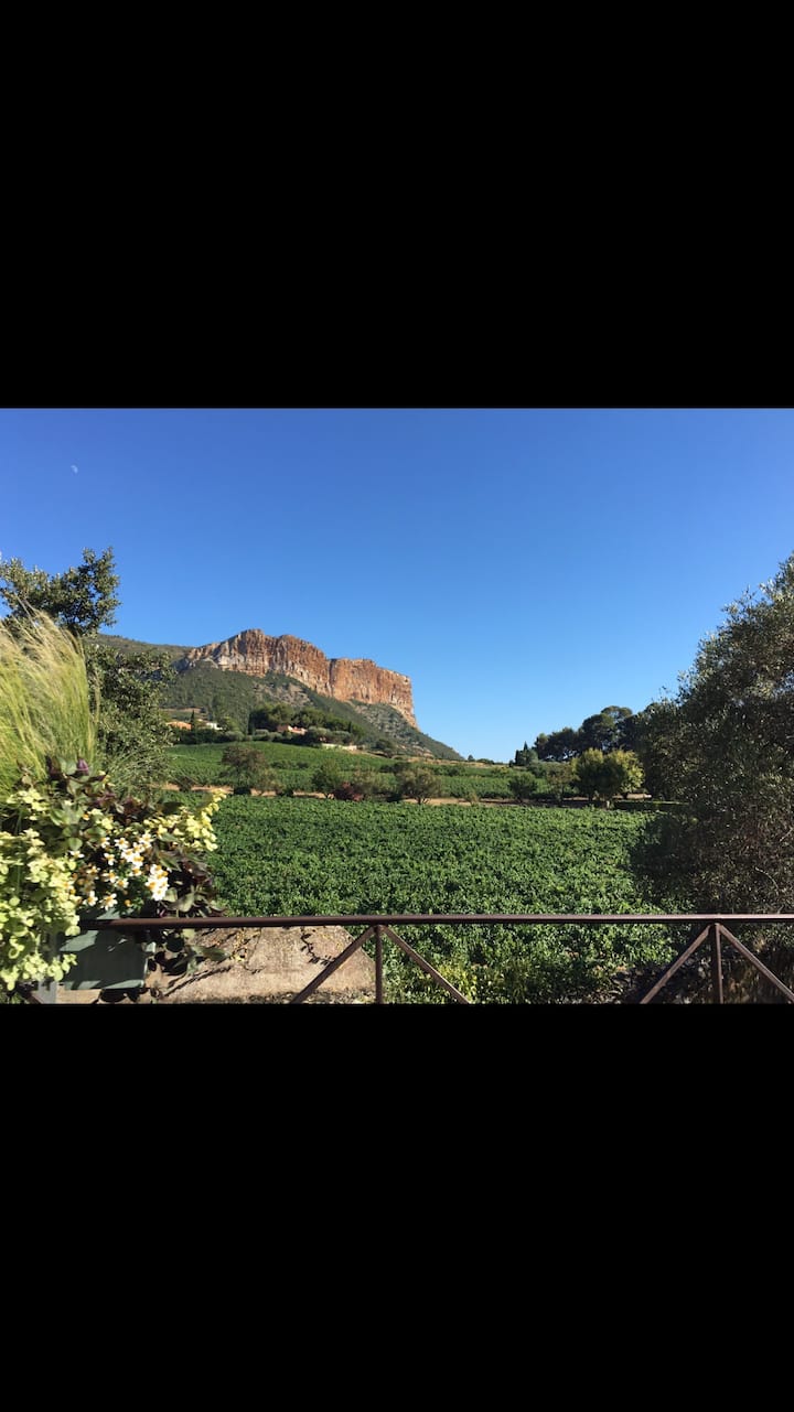 Appart’ Cosy, Coeur De Cassis à 10 Mètres Du Port - Cassis