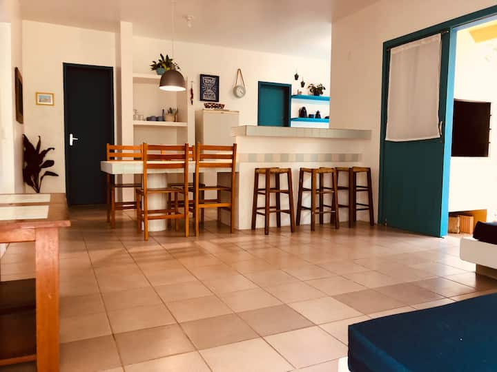 Morada Bromélias, Duas Quadras Do Mar Da Ferrugem. - Garopaba