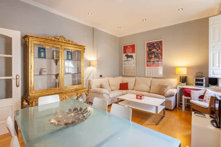 Magnificent Apartment Next To Maestranza Bullring - Torre del Oro