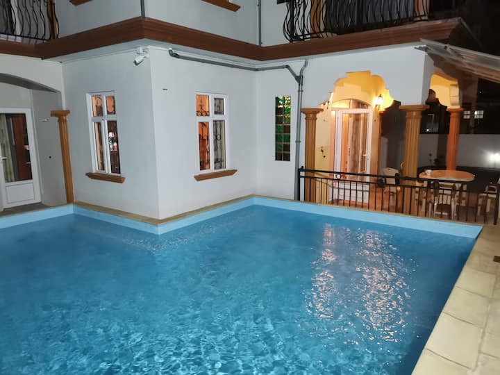 Large 5br Villa Pool Walkable Flic En Flac - Mauritius