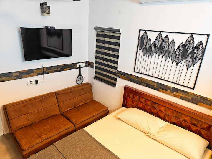 1 Room Studio Flat Near T Nagar - Chennai