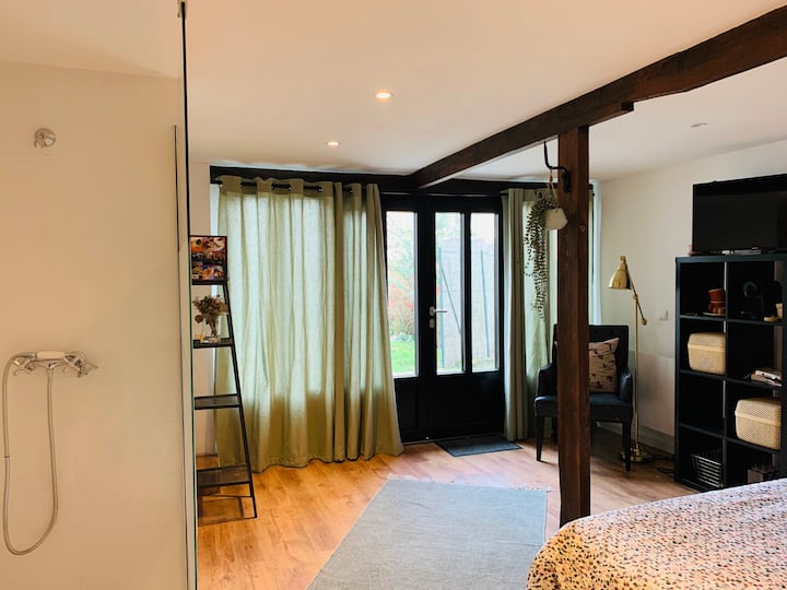 Chambre Indépendante Style Loft 🏠 - Thoiry
