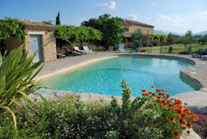 L'olivier, Gîte 6/8 Pers Dans Mas Provençal - Nyons