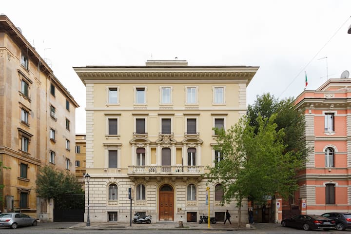 Romantic Home Near The Vatican (St. Peter Square) - Ciudad del Vaticano