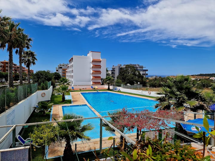 Great 2bed Flat W/ Pool And Sea View Beach At 300m - Portimão