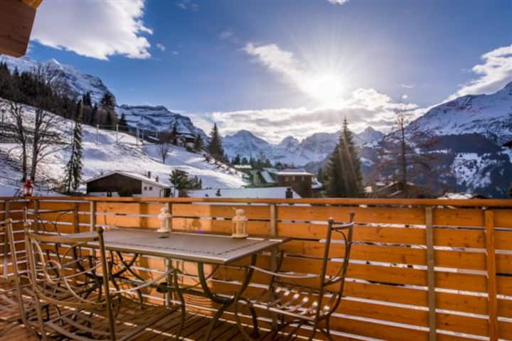 Elegant Penthouse With Jungfrau & Valley Views - Lauterbrunnen