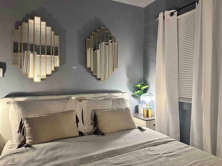 One Bedroom Apartment Above Spa #5 - Eureka, CA