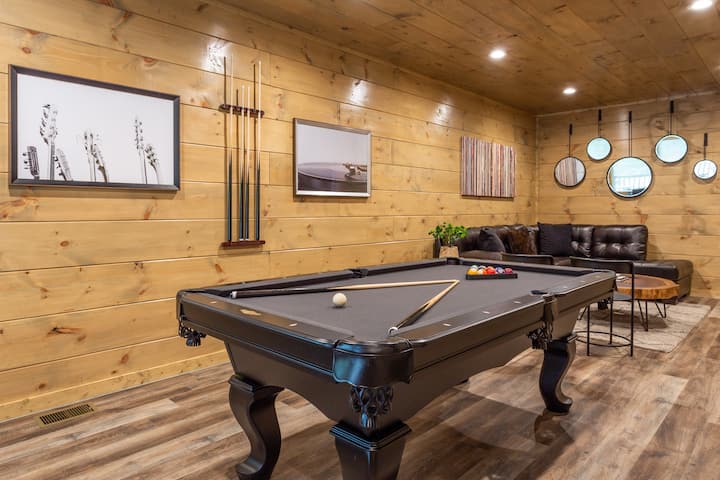 Luxury Cabin/2 Min To Dollywood/hot-tub/location - 피전 포지