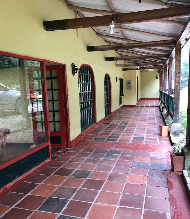 Cabaña En Montaña Linda Vista Y Paseos Ecológico - Subachoque