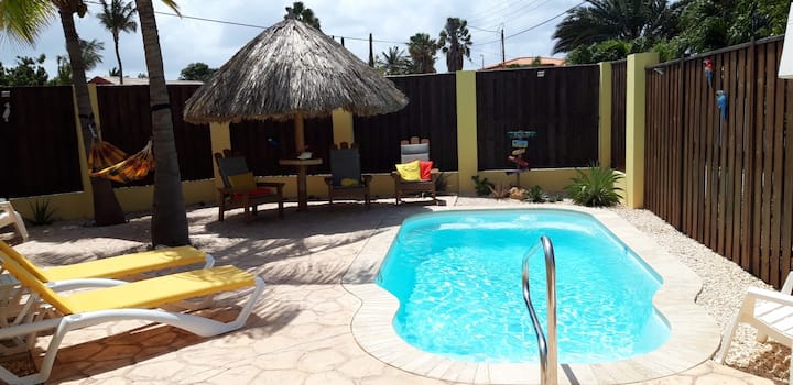 Vacationhouse Bon Bini, Centrally Located. - Aruba