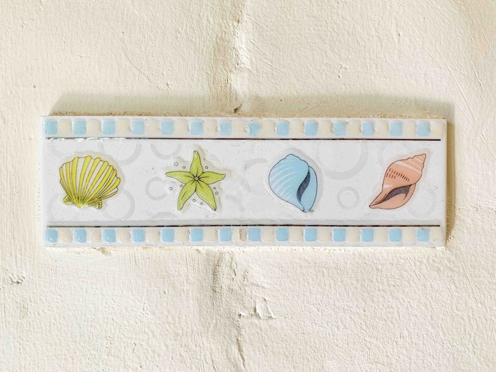 Sea Shells Unit With Loft / Shared Pool (For 6) - Calatagan