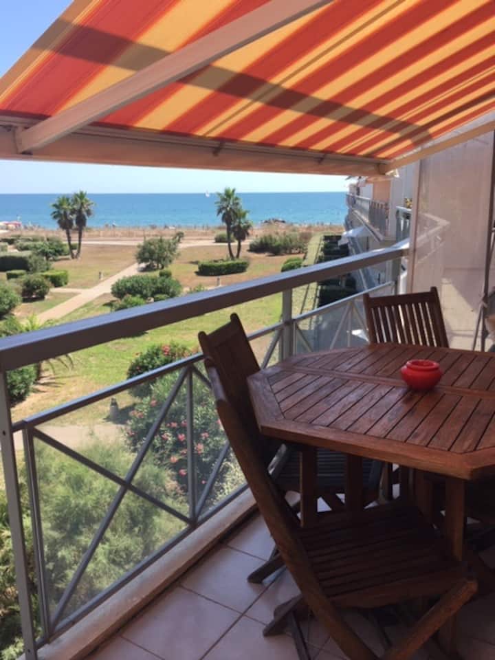 Frontignan: Appartement En Front De Mer Avec Vue - Frontignan