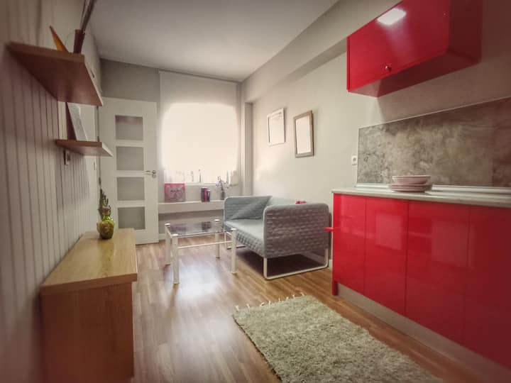 Coqueto Mini Estudio, Perfecto Para Dos Personas. - Motril