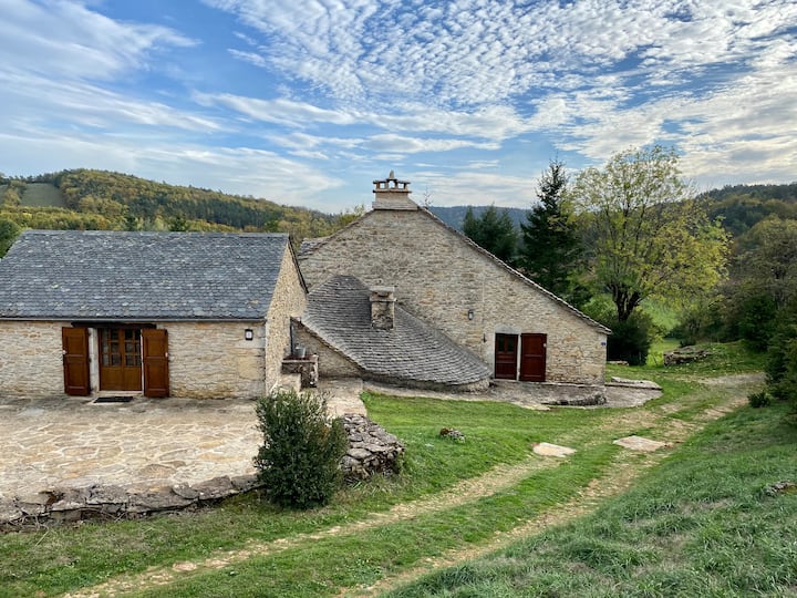 L’oustal D’alteyrac - Ferme Caussenarde - Lozère