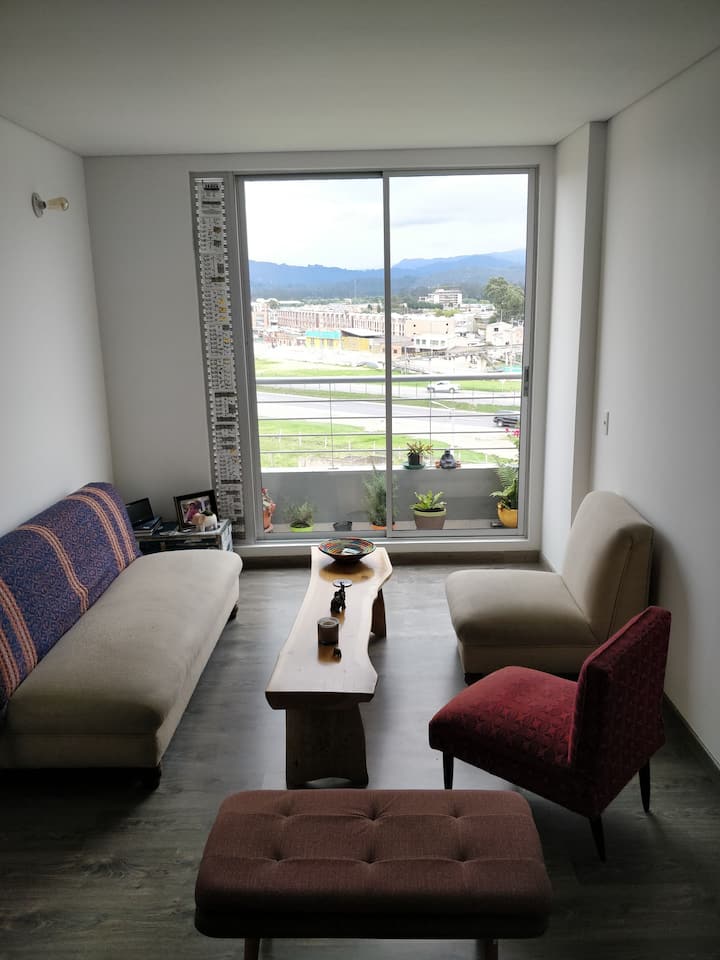 Perfecto Balance Entre Industria Y Lo Campestre - Tocancipá