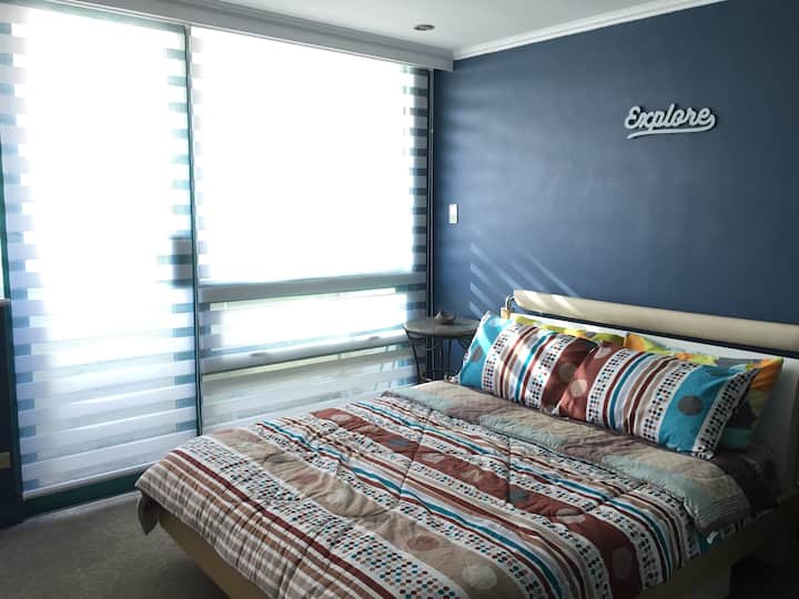 Heart Of Ermita: 1br Beside Mall - Manila