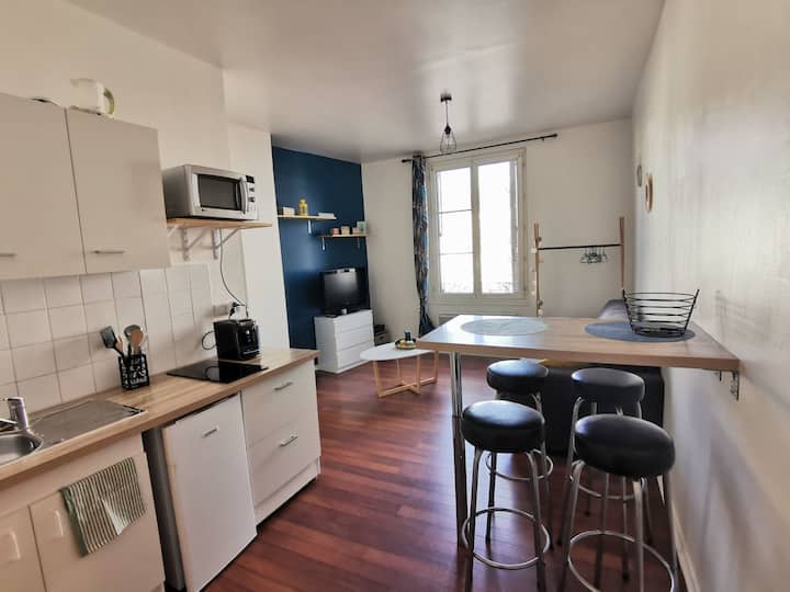 Studio Meuble Aux Pieds Du Tram - Tours